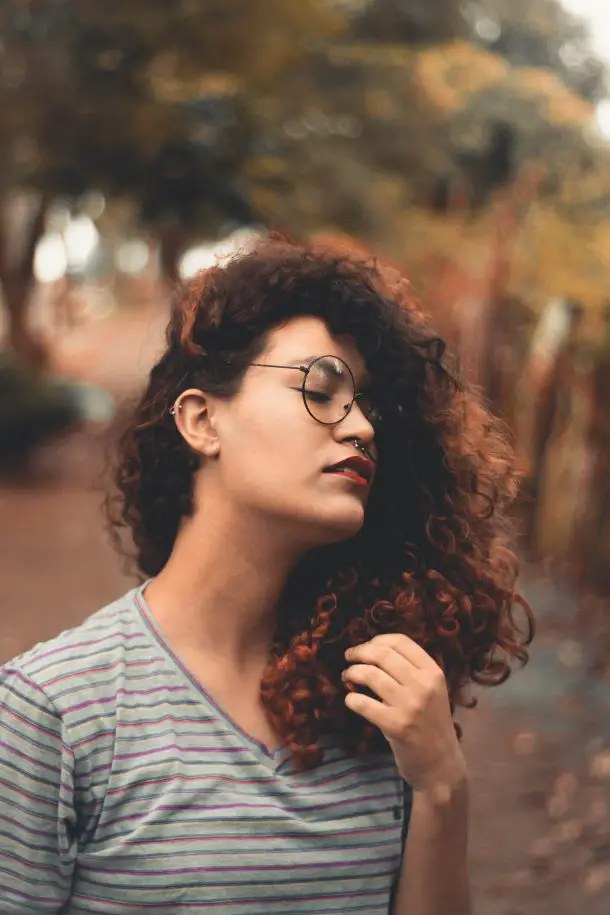 How to Get a Smaller Forehead Without Surgery