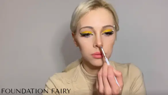 How to Contour Nose to Make it Look Smaller & Shorter (Easy)